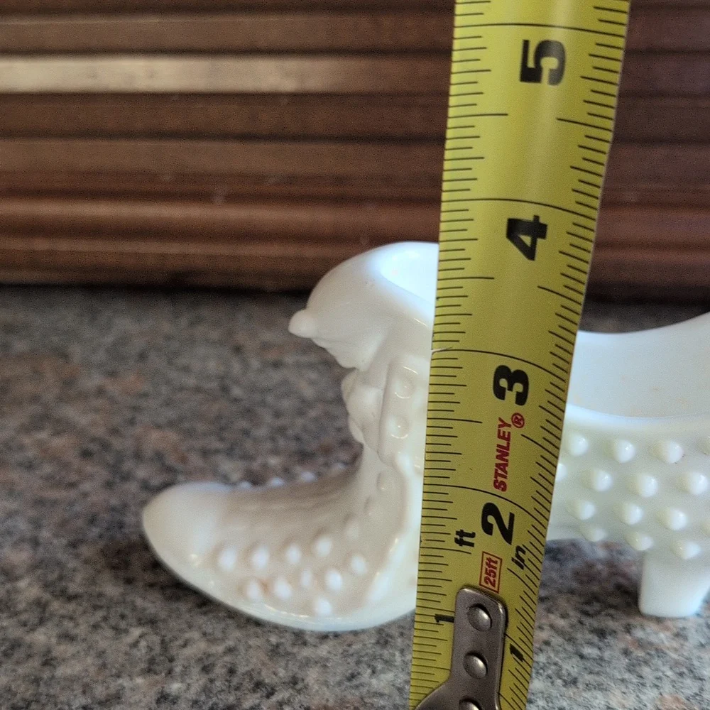 Fenton | Accents | Vintage Fenton Hobnail Milk Glass Cat Head ...